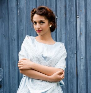 Meet Madge - A Character Pop-Up - Nancy J. Cohen